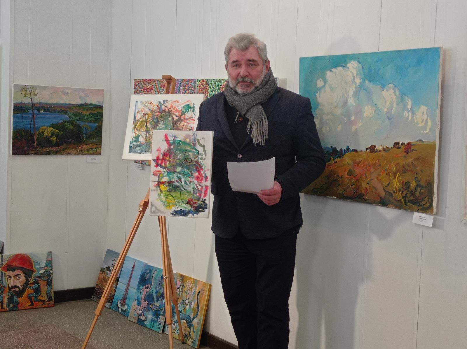 «Херсонщина – це Україна»: у Тернополі відкрили благодійну виставку ...